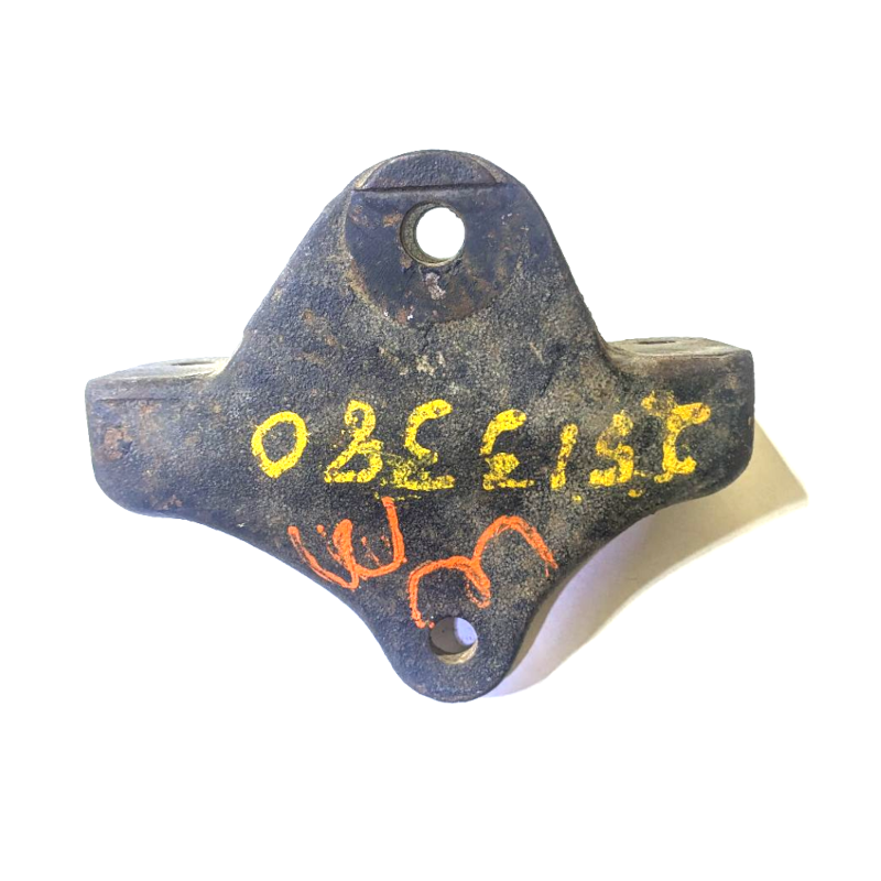 NOS Right Front Spring Hanger Bracket (with wrap-around helper spring ...